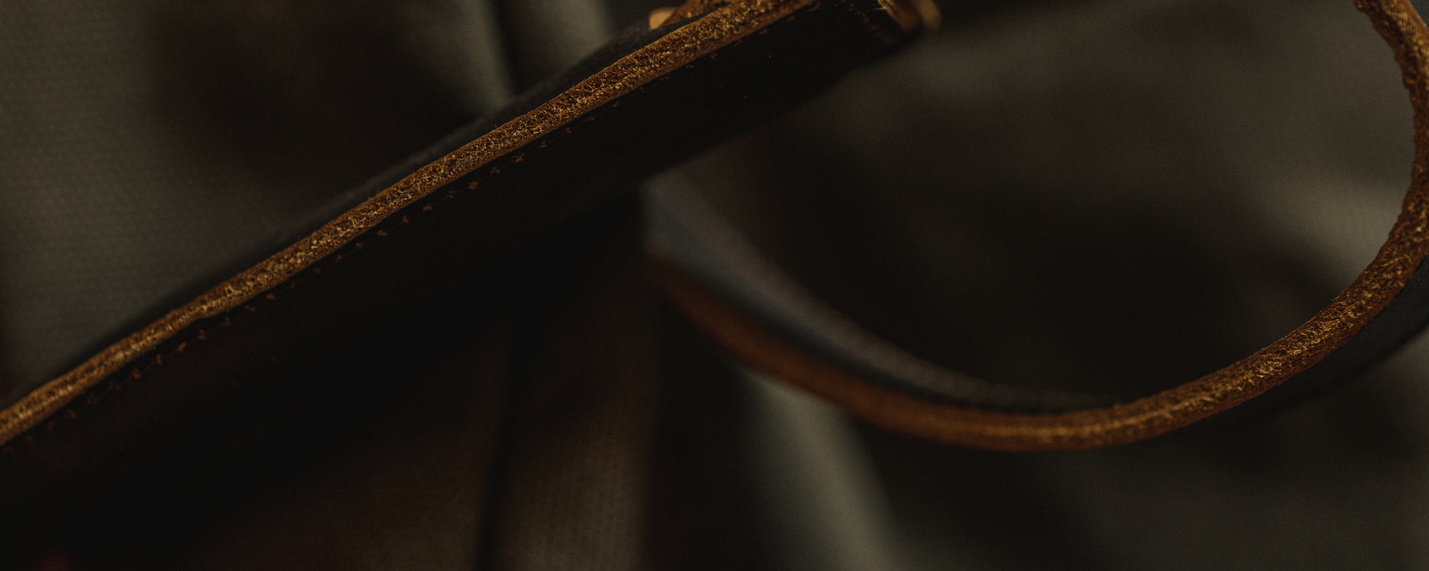 Carl & Co - Premium Travel Bags, Accessories & Clothing